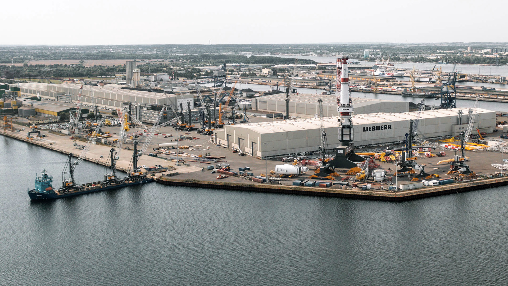 BTJ :: Liebherr ships from the Baltic to the Med